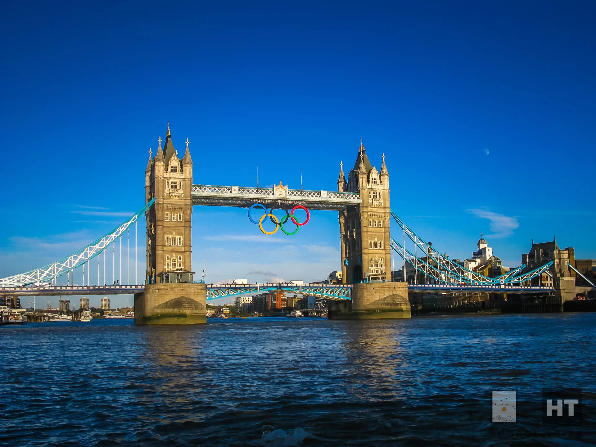 Tower Bridge: A Spectacular View from Thames River